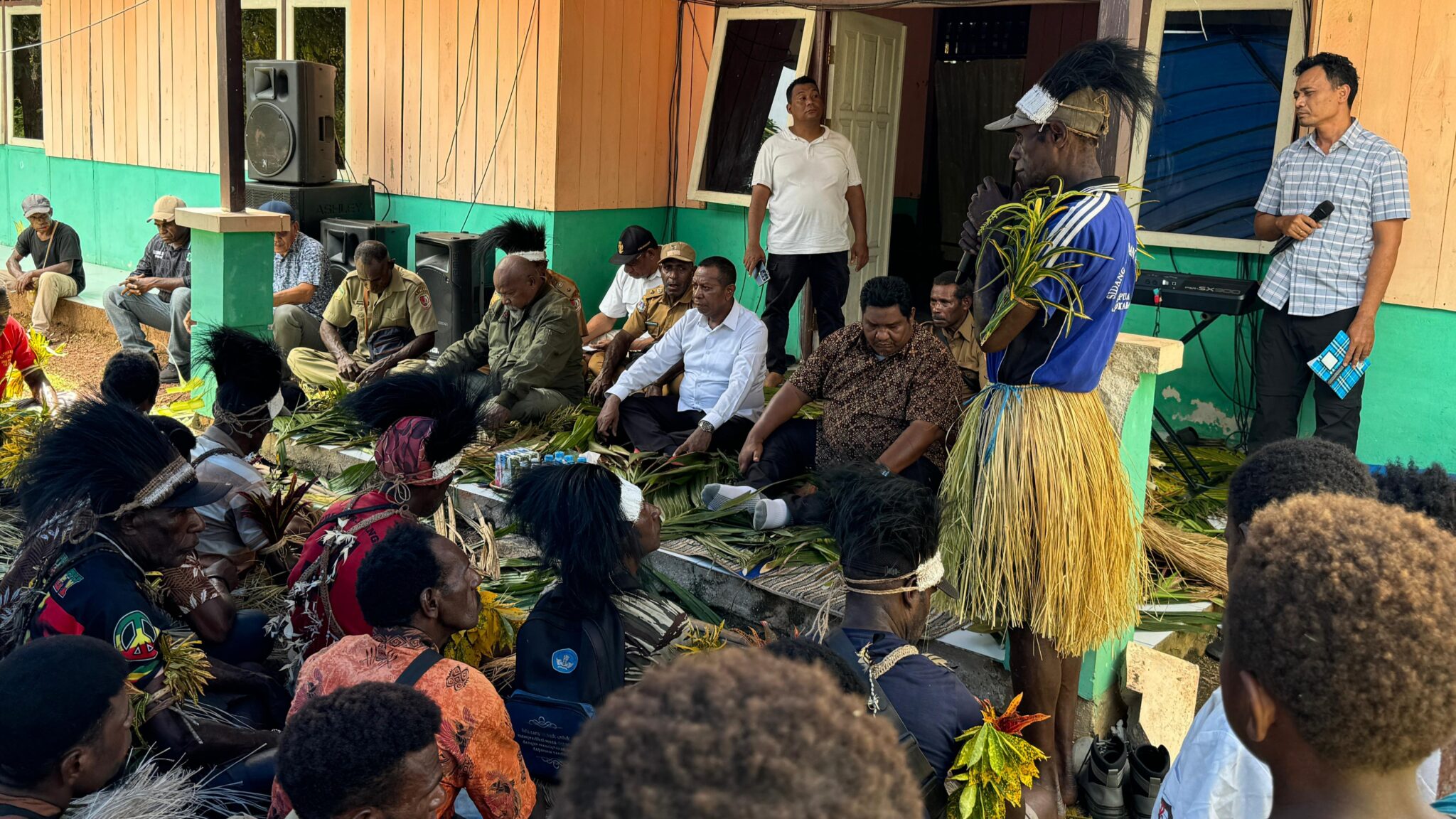 Kunjungi Kaptel, Gubernur Papua Selatan Serap Aspirasi Masyarakat ...